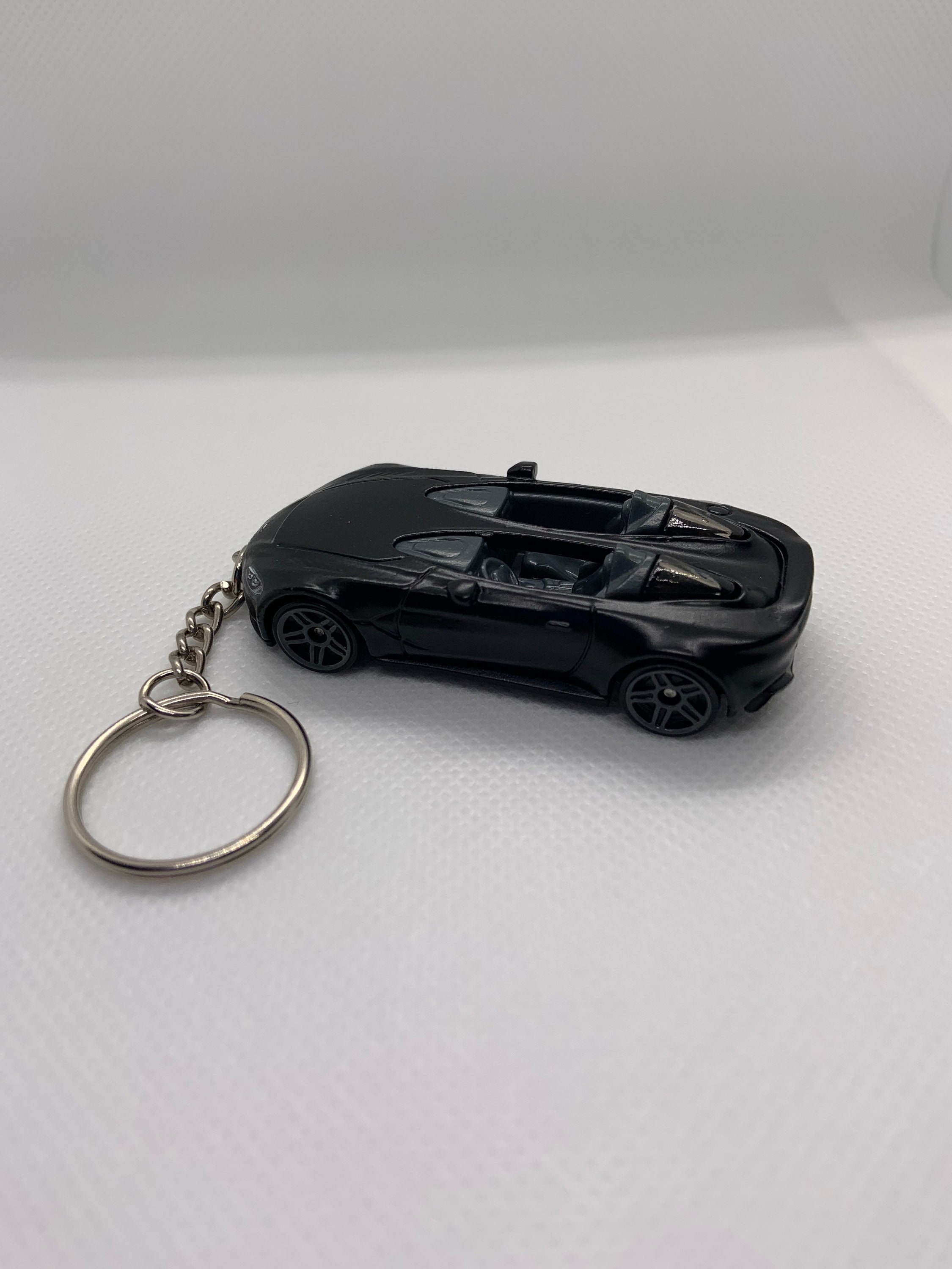 Aston Martin V12 Speedster Hot Wheels Keychain - Etsy