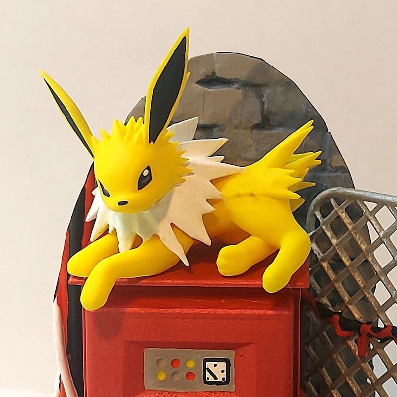 Jolteon - Etsy