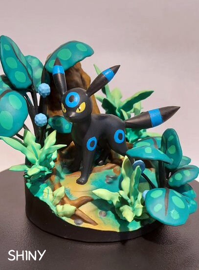 Forest of Secrets Umbreon Figurine - Etsy