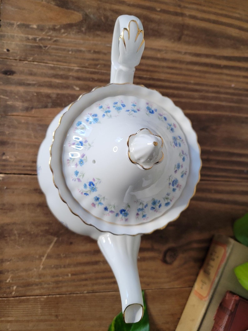 Royal Albert Memory Lane Teapot Vintage Memory Lane Teapot - Etsy