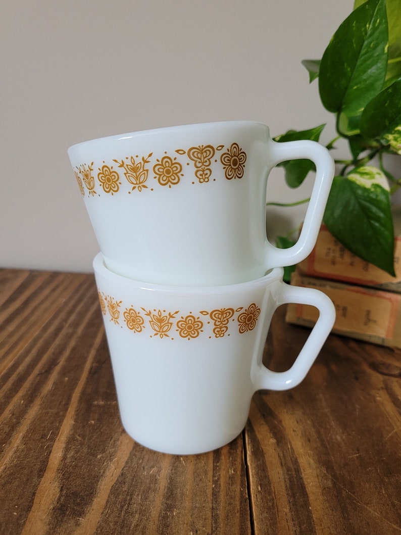 Vintage Pyrex Butterfly Mugs - 1970s Kitchen Set of 2 - Etsy