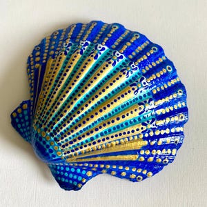 Hand Painted Scallop Shell. - Etsy UK