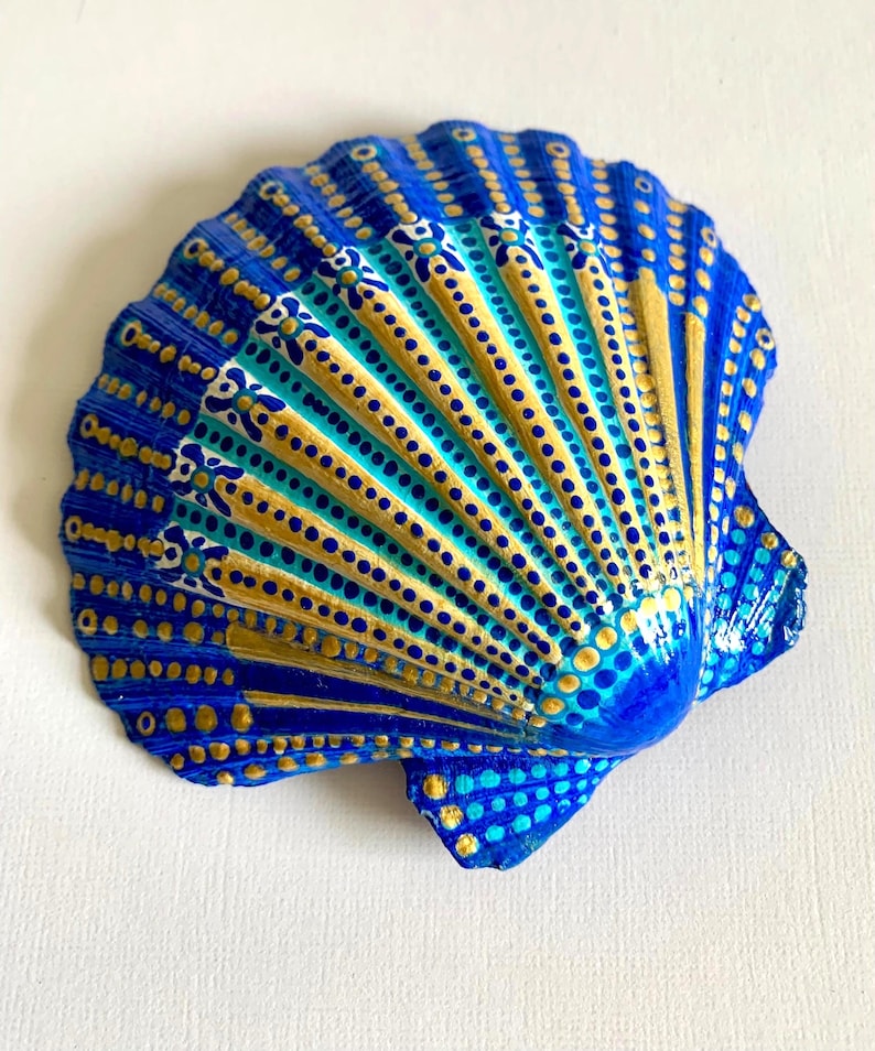 Hand Painted Scallop Shell. - Etsy UK