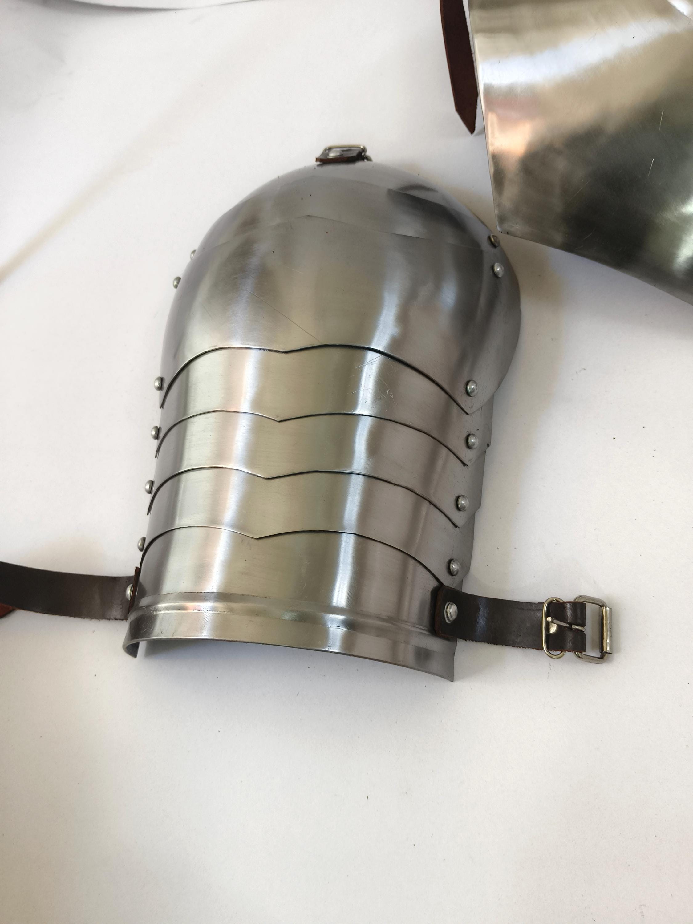 Handcrafted Medieval Knight Metal Pauldron Spaulders + Neck Plate ...