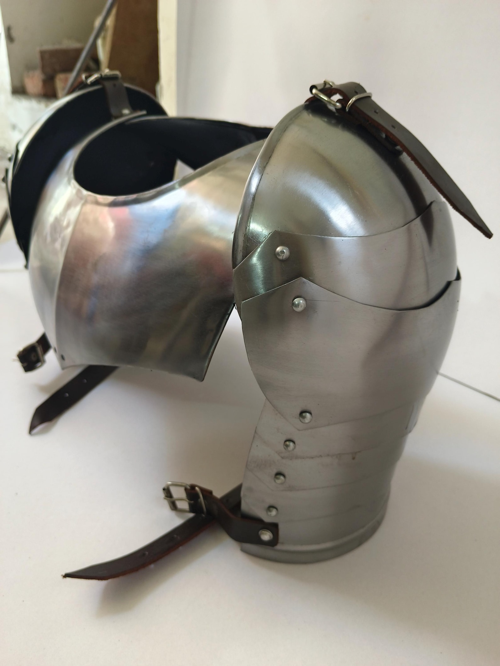 Handcrafted Medieval Knight Metal Pauldron Spaulders + Neck Plate ...