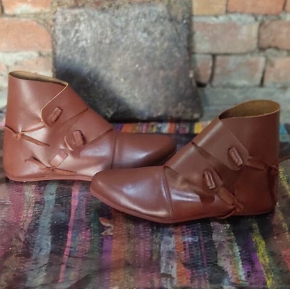 Viking Boots Viking Shoes 2 Toggle Boots Mens Brown Jorvik - Etsy