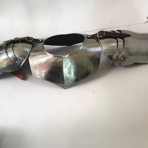 Handcrafted Medieval Knight Metal Pauldron Spaulders + Neck Plate ...