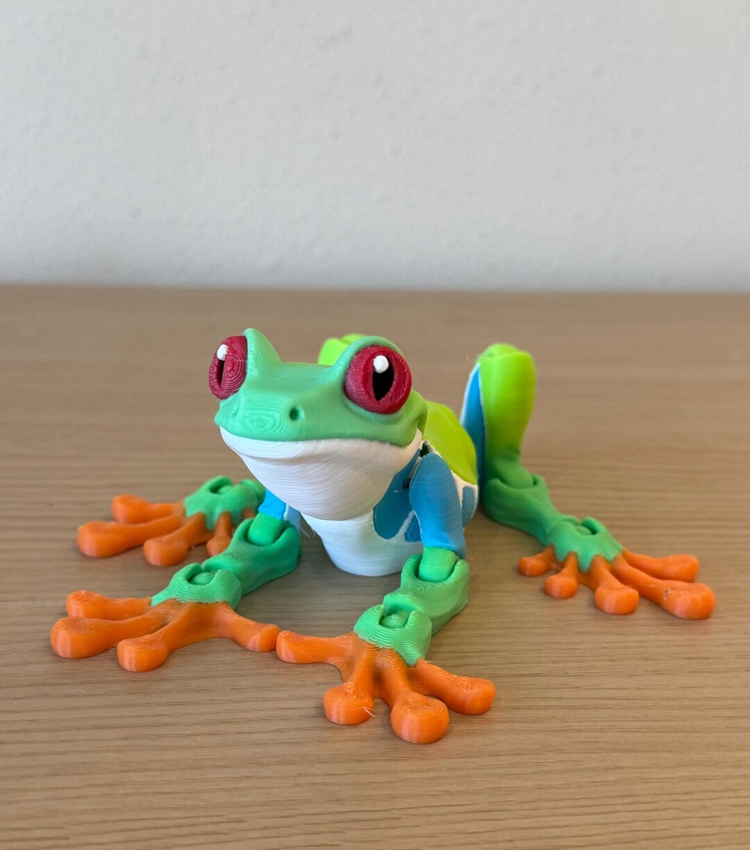 Realistic 3D Printed Red-eyed Tree Frog Figurine – Vibrant Jungle Decor ...
