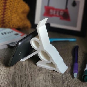 3D Printed Kneeling Man Phone & Tablet Stand - Etsy