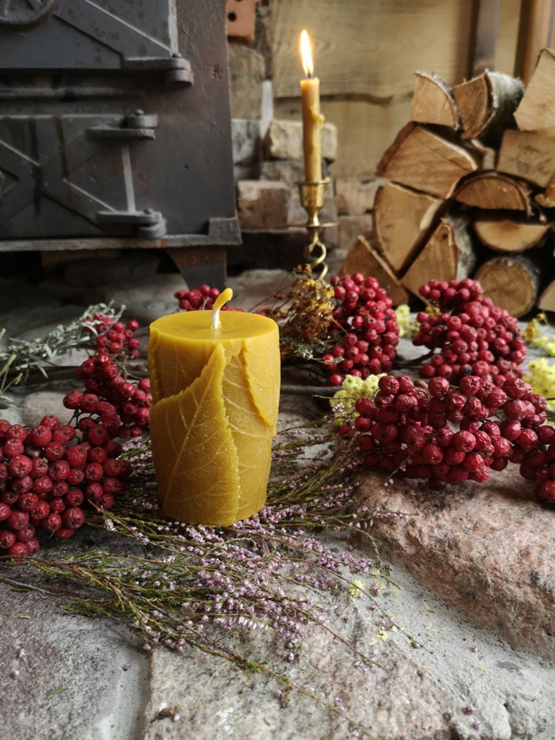 Beeswax Pillar Candle Leaf-shaped Pillar Pure Beeswax Candle - Etsy