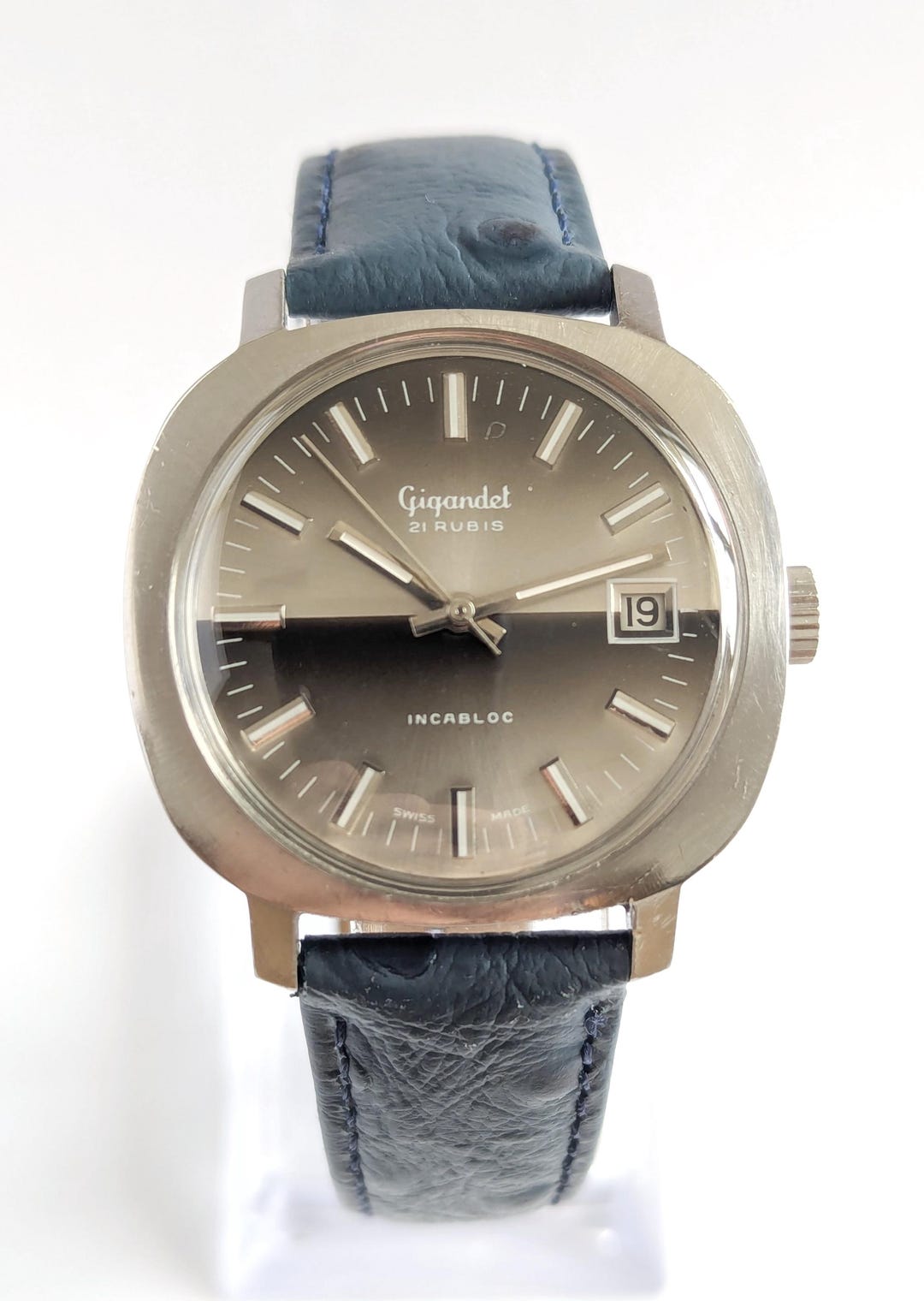 Vintage Gigandet 21 Rubis Swiss Watch | Two-tone Dial | 1970s ...
