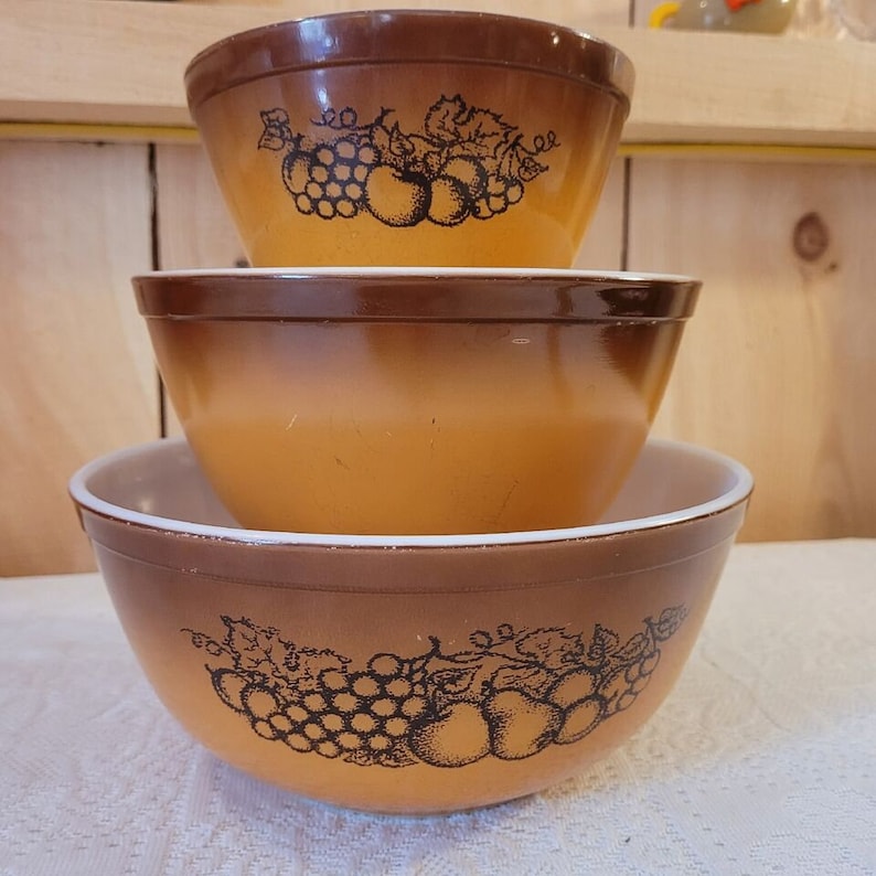 Vintage Pyrex Old Orchard Fruit Mixing Bowls Set - Etsy