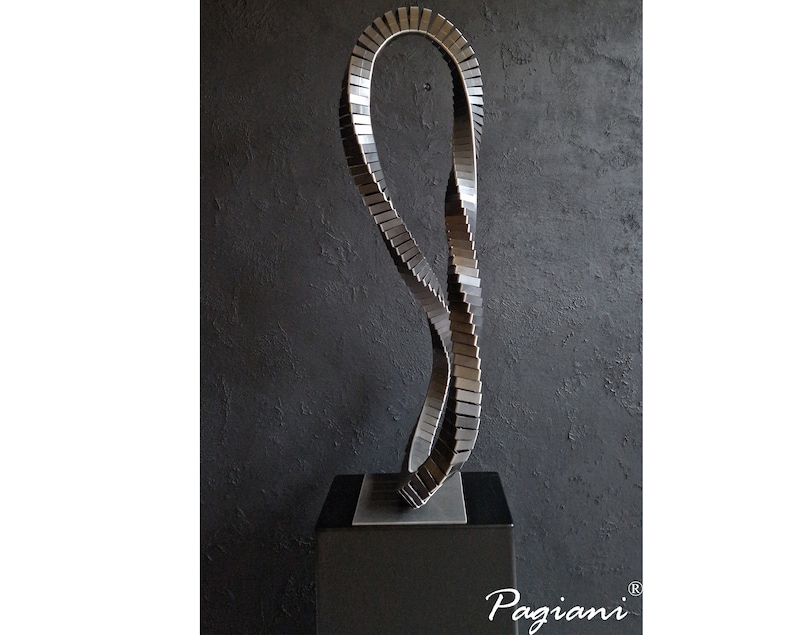 Abstract Mobius Strip Decoration Art, Brutalist Art, Home Sculpture ...