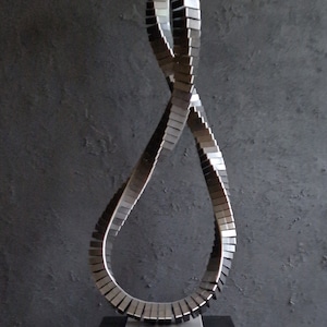 Abstract Mobius Strip Decoration Art, Brutalist Art, Home Sculpture ...