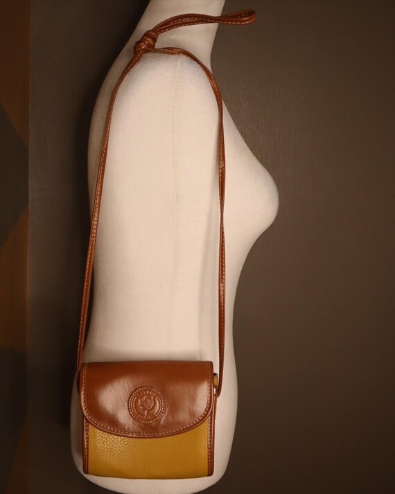 Vintage Delane Canada Real 100% Leather Yellow and Br… - Gem