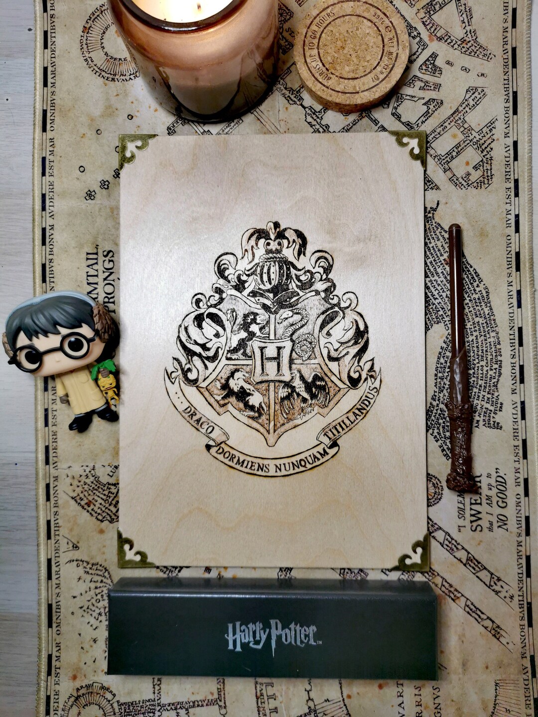 HARRY POTTER Pyrography Hogwarts Shield / Hogwarts Shield Pyrography ...