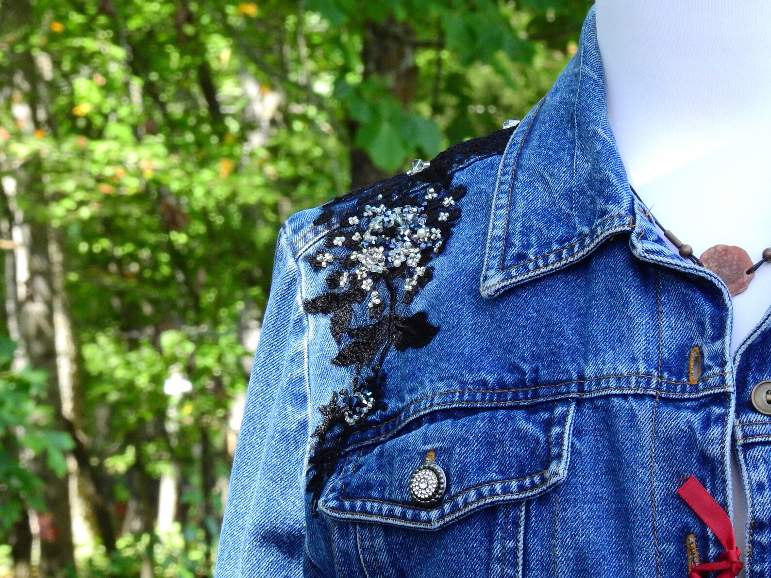 Black Lace & Crystal Jean Jacket. Womens Trucker Style LG. Denim. Lined ...