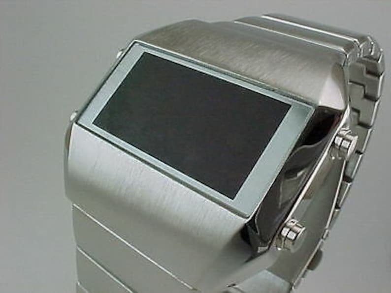 Time-shop-uk Retro LED Watch - Silver - Homage to 1970s Styling ...