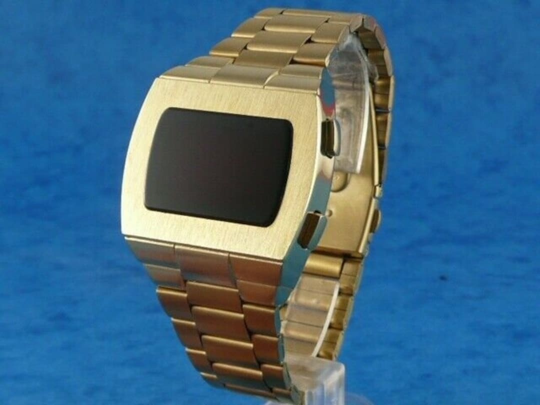 Time-shop-uk Retro LED Watch Gold Homage to the 1970s - Etsy