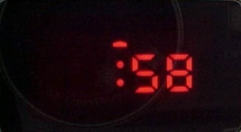 Time-shop-uk Retro LED Watch Silver Homage to the 1970s Vintage Digital ...