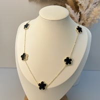 Clover Necklace - Etsy