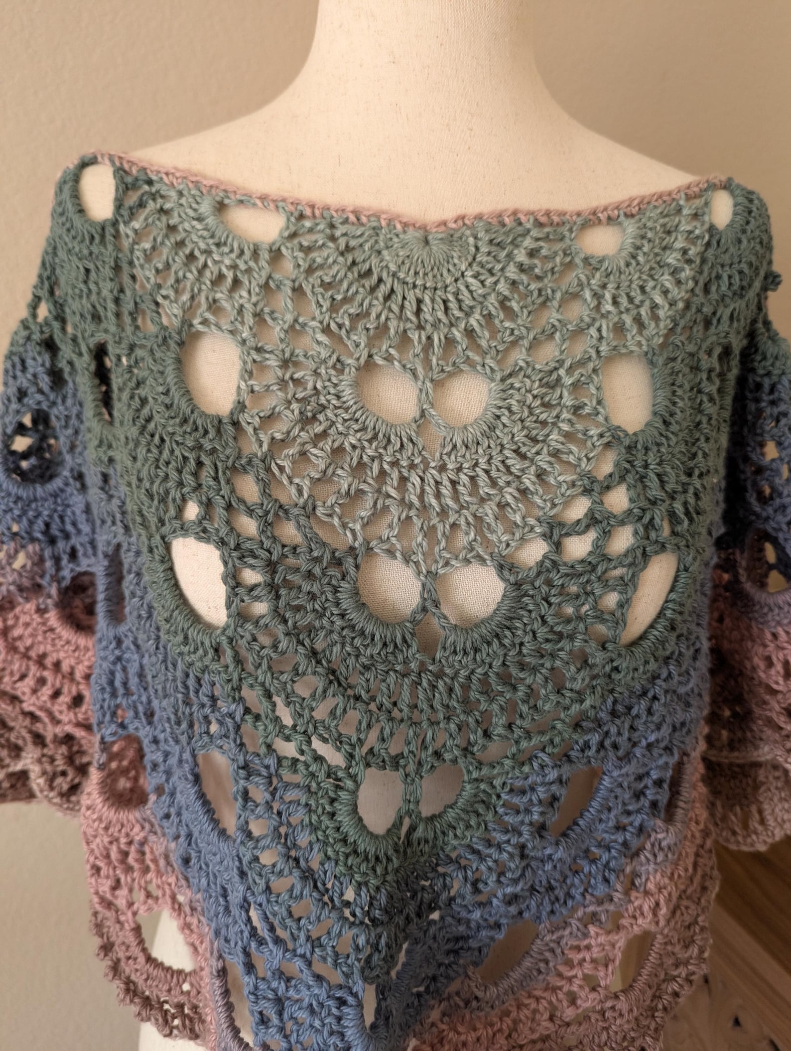 CROCHET PATTERN - Virus Crochet Poncho - Etsy