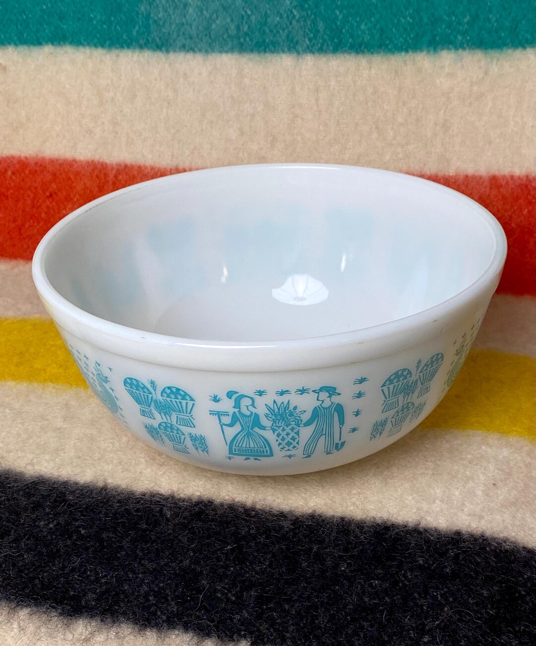 Vintage Rare Pyrex Lady on the Left Butterprint 403 Mixing Bowl ...