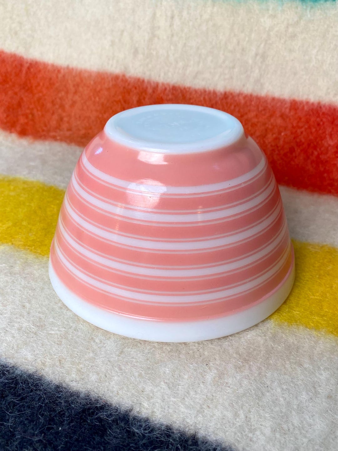 Vintage Pyrex Pink Stripe 401 Mixing Bowl Mid Century Kitchen Pink ...