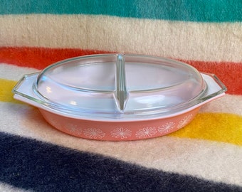 Pyrex Glass 1 1/2 Quart Cinderella Oval Divided Serving Dish Pink Daisy ...