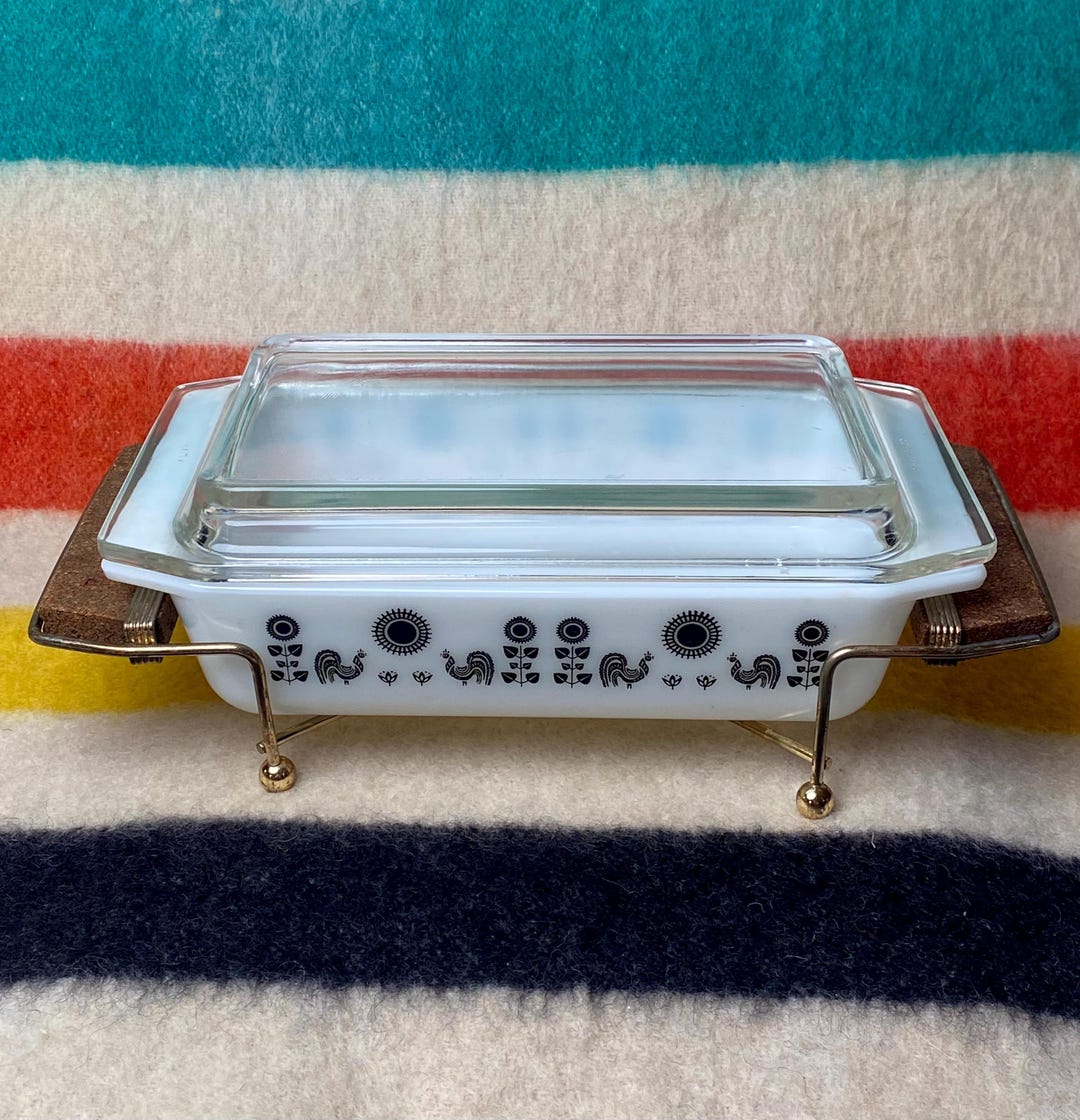 Vintage Pyrex Black Rooster Space Saver W/ Cradle Mid Century Kitchen ...