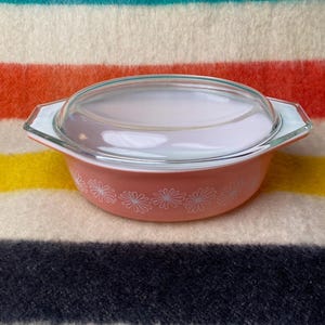 Vintage Pyrex Pink Daisy Oval Covered Casserole Dish W/ Lid 043 1.5 Qts ...