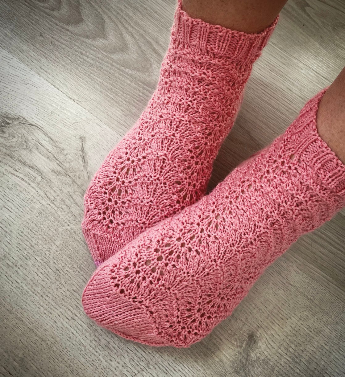 Bella Socks , Knitting Pattern, Lace Socks, Mother's Day Gift - Etsy