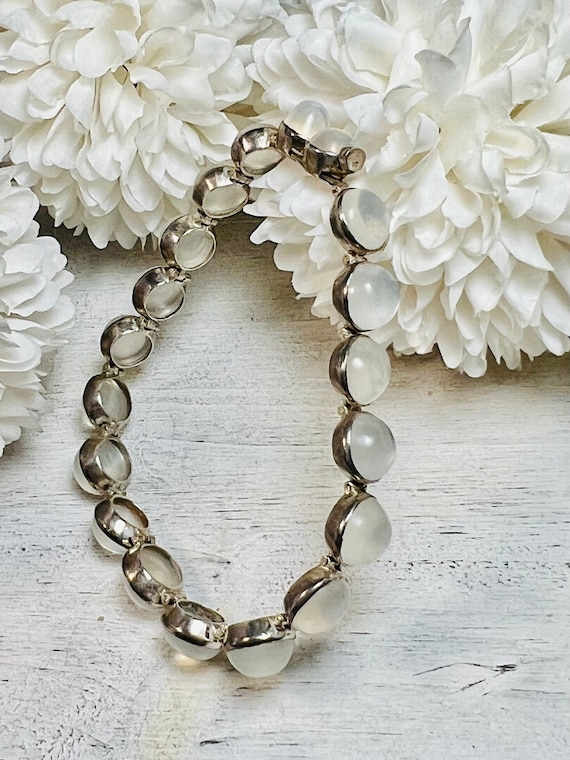 Antique silver moonstone - Gem