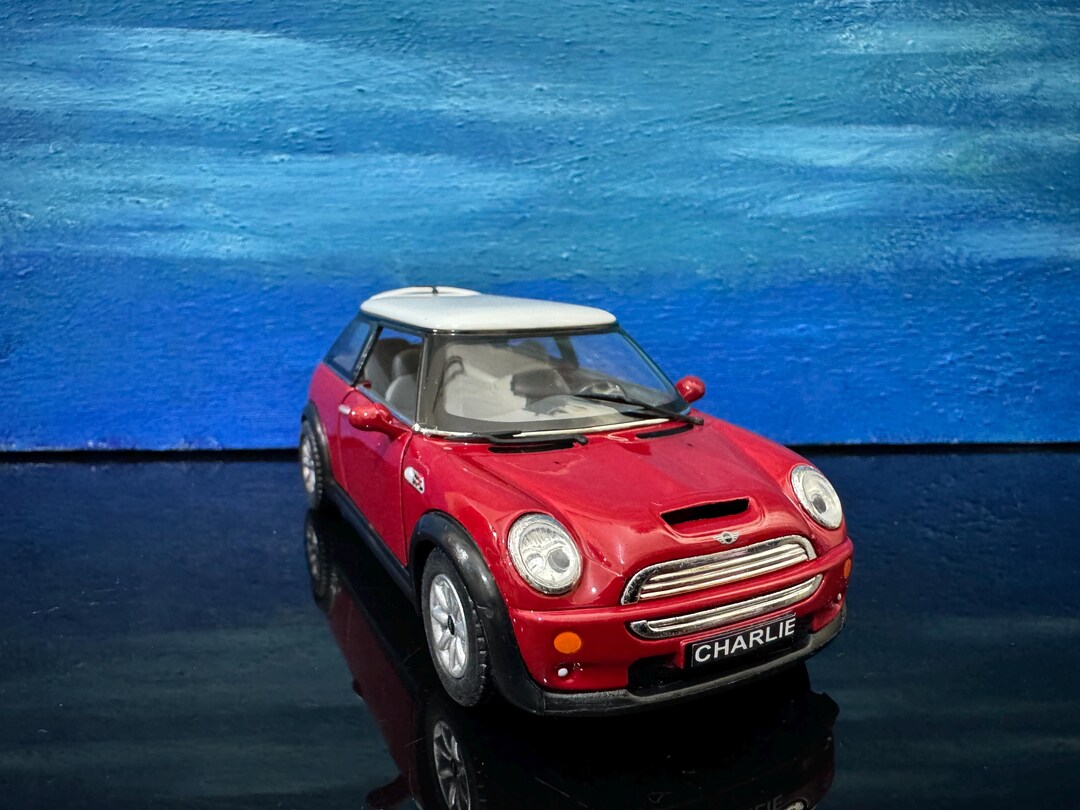 PERSONALISED NAME PLATE Mini Cooper S - 1/28 Scale Diecast Model Car ...