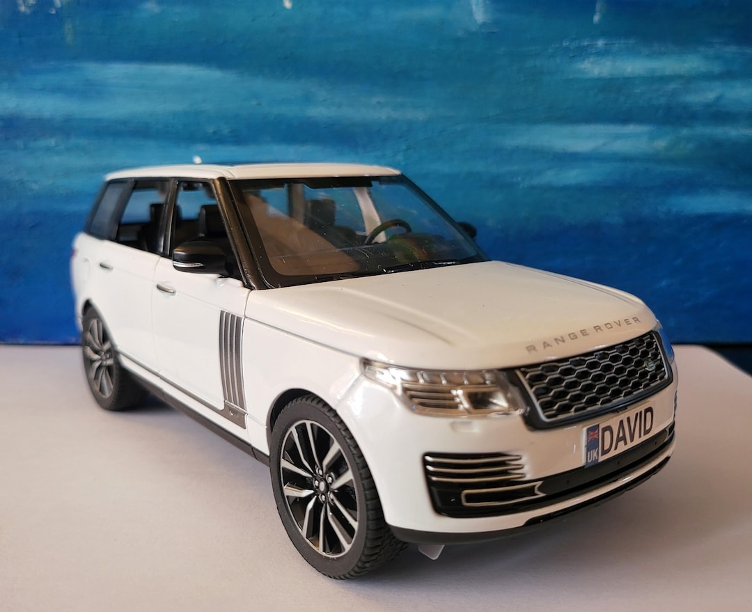 Range Rover 50th Anniversary 1:24 Model Car – Black Luxury SUV Gift ...