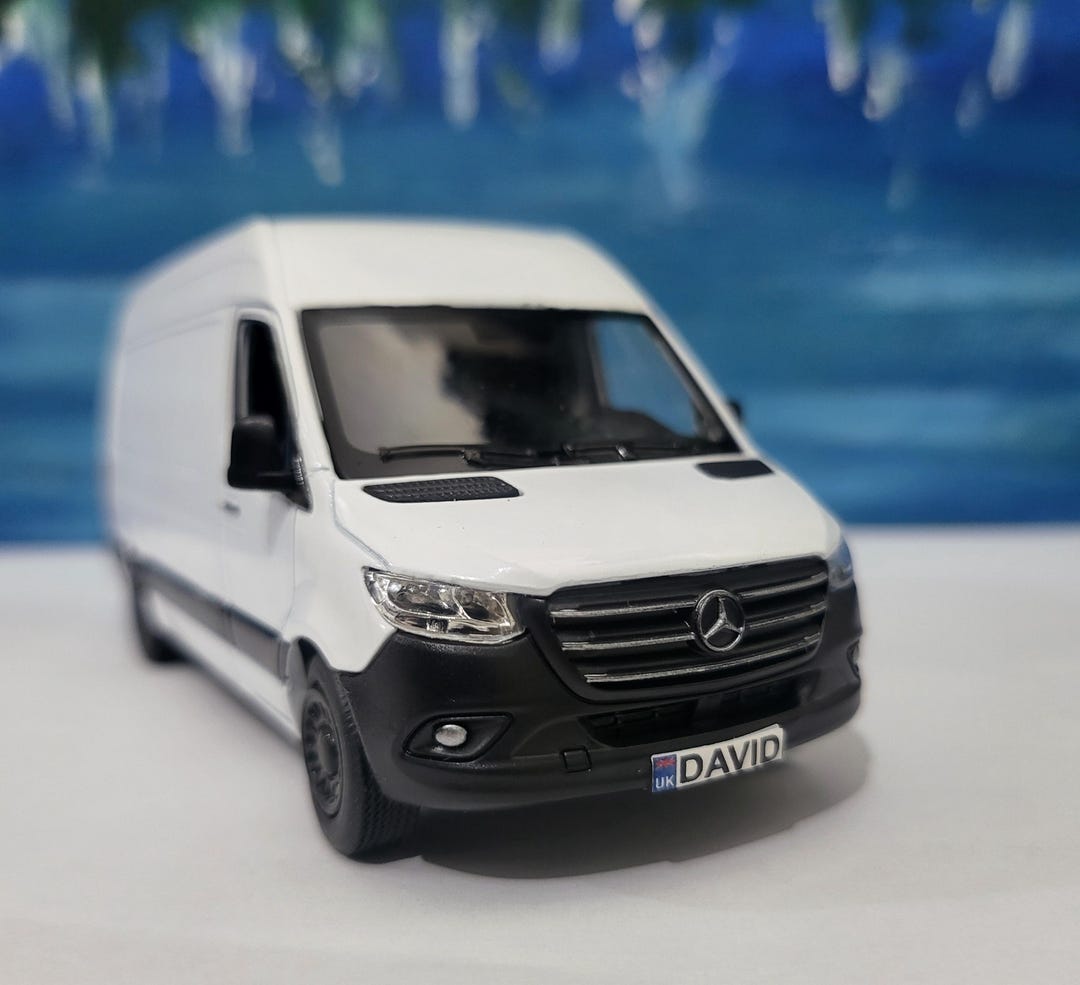 PERSONALISED PLATES Sprinter Van Mercedes Model Boy Girl Dad Mom Uncle ...