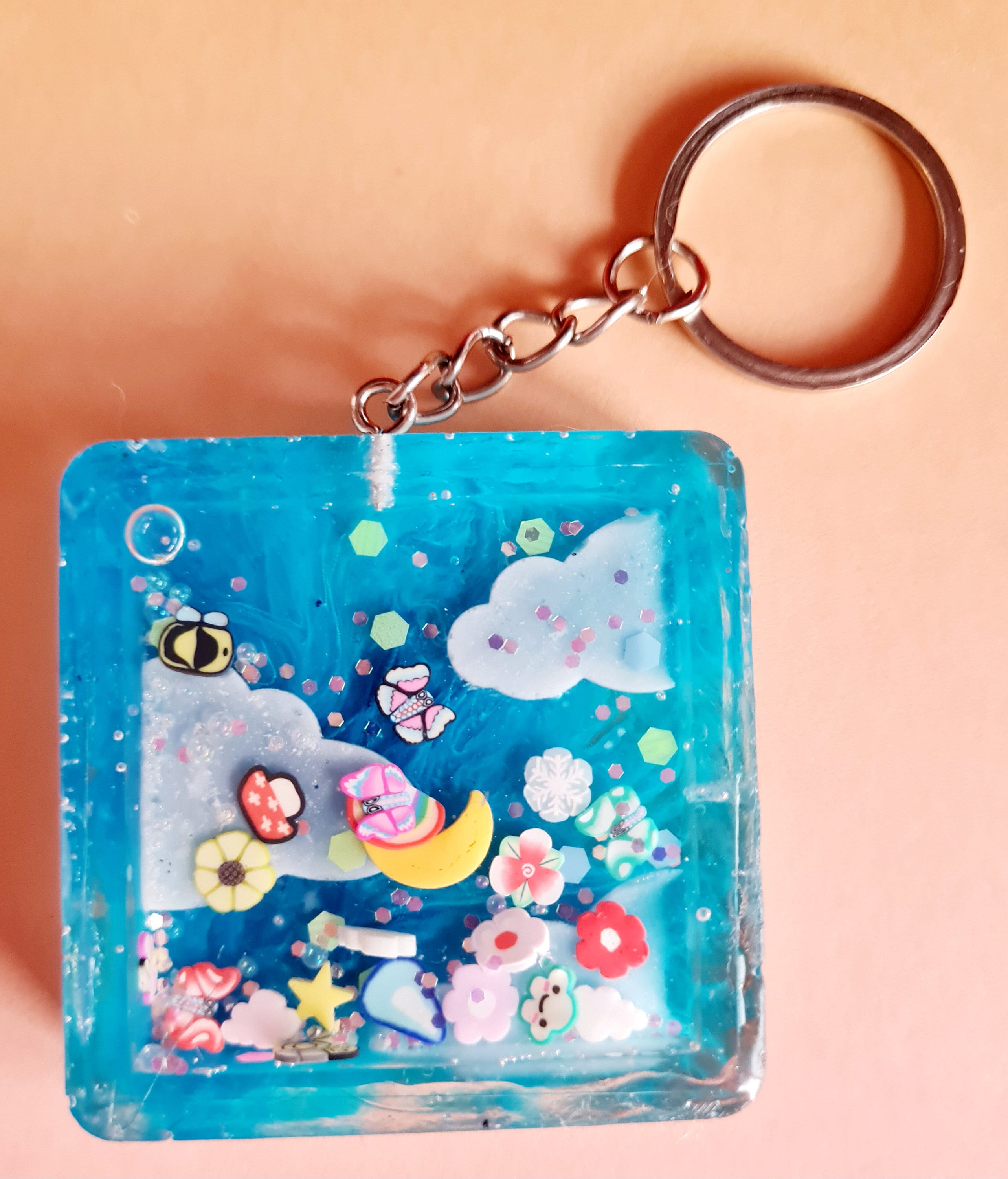 Liquid Shaker Keychain, Cute Kawaii Keychain, Fidget Shaker, Window of ...