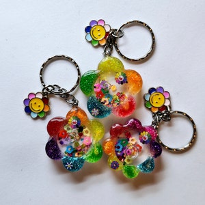 Smiley Flower Liquid Shaker Keychain, Cute Glitter Resin Keyring, Bag ...