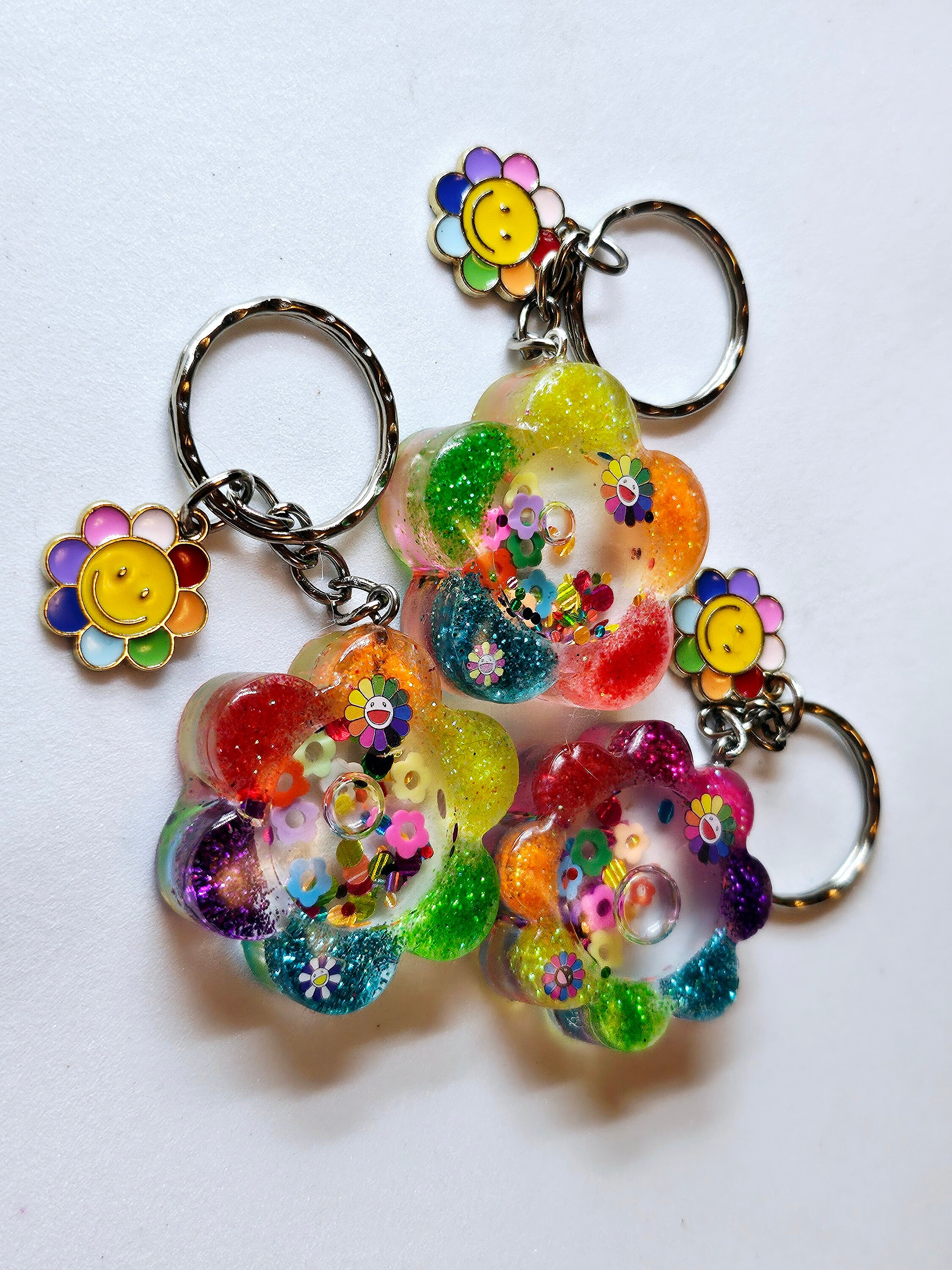 Smiley Flower Liquid Shaker Keychain, Cute Glitter Resin Keyring, Bag ...