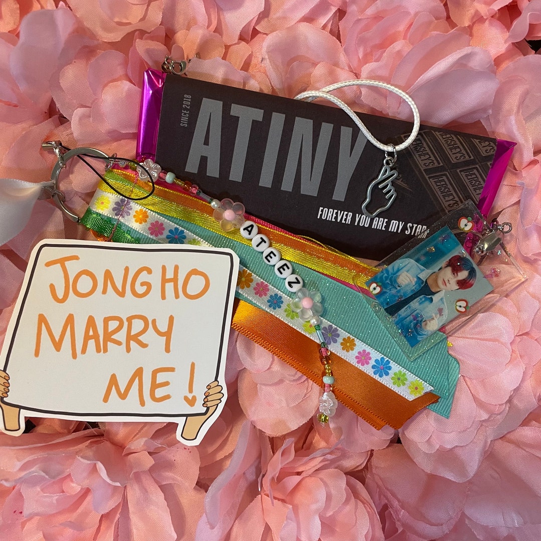 Kpop Valentine Box - Etsy