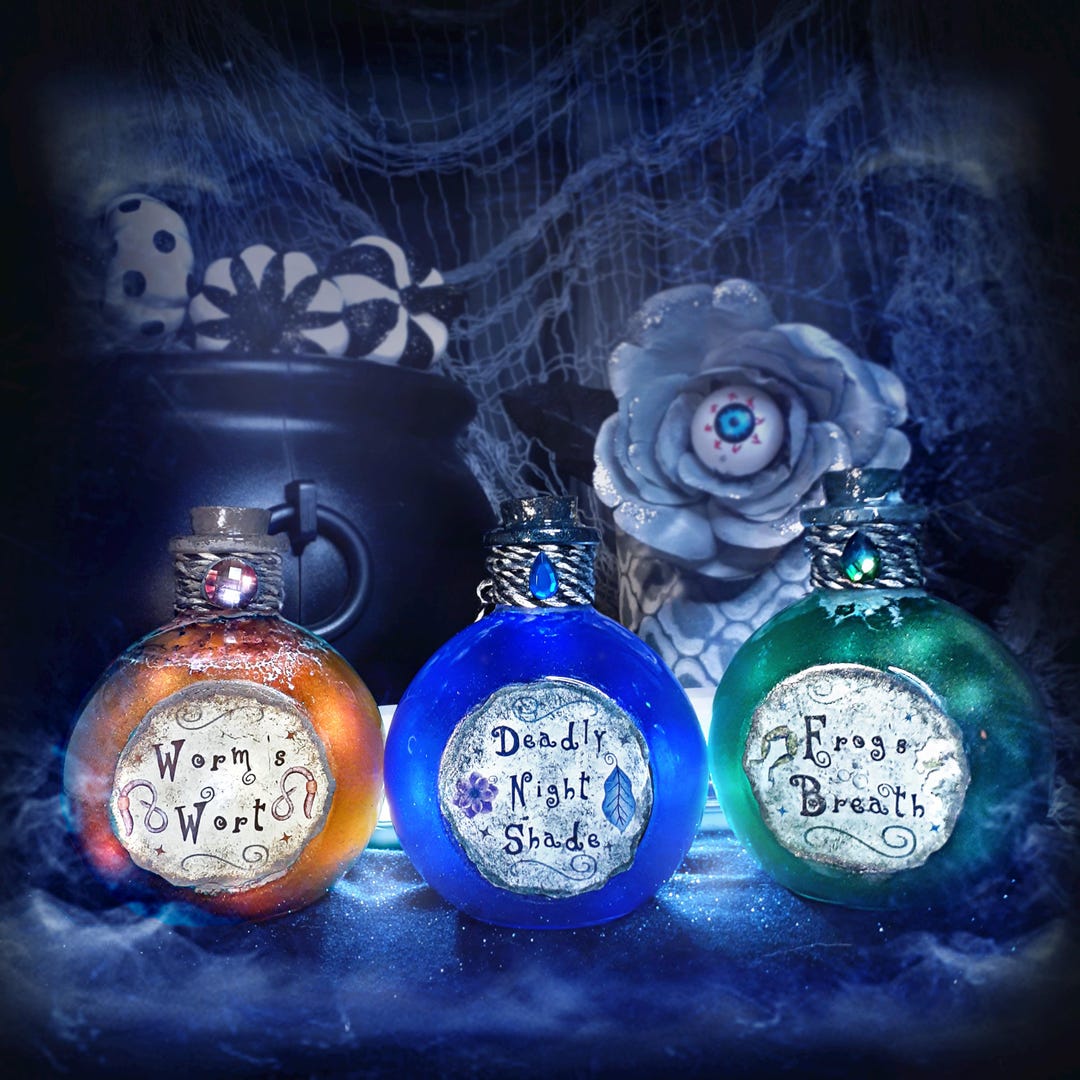 Halloween Potion Set: Frog's Breath, Worms Wart, Deadly Night Shade ...