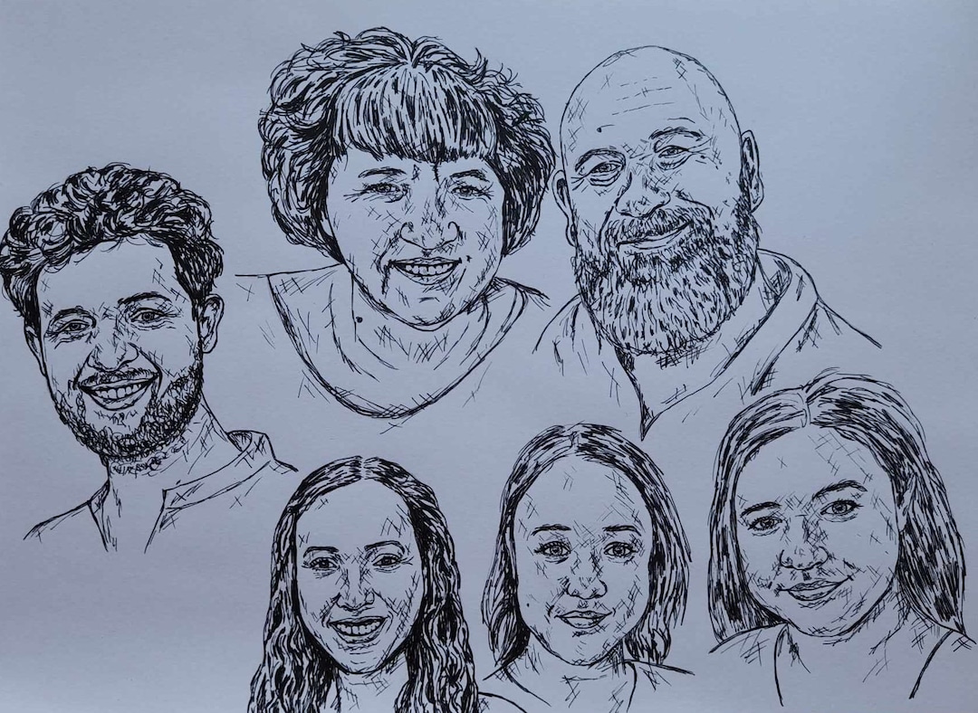 Custom Hand Drawn Family Portrait/ Sketch From Photo/ Couple Portrait ...