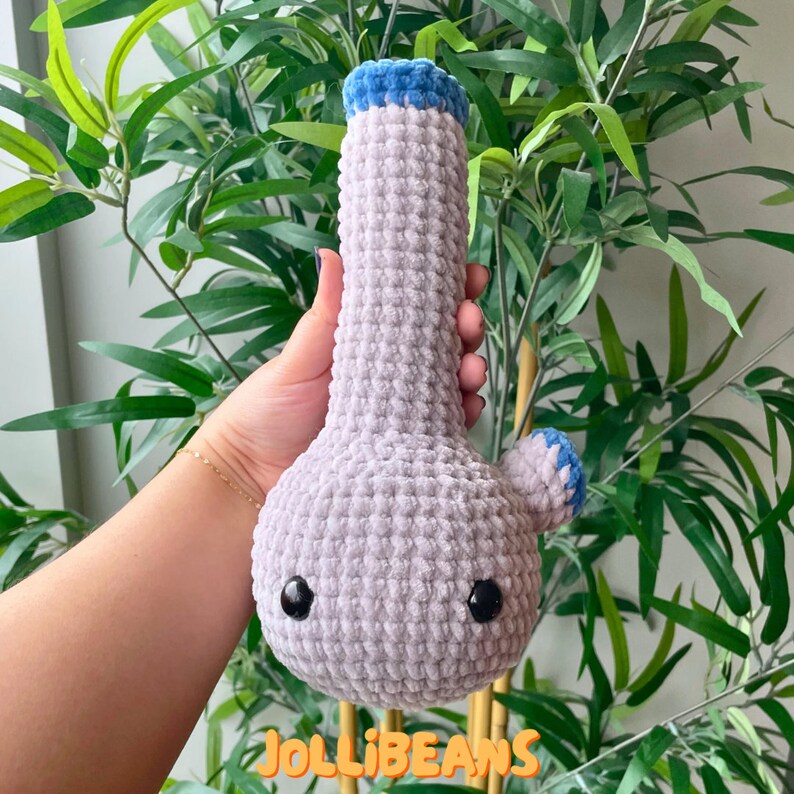 Crochet Bong Plushie Stoner Gift, Cute Amigurumi, 420 Plush, Water Pipe ...