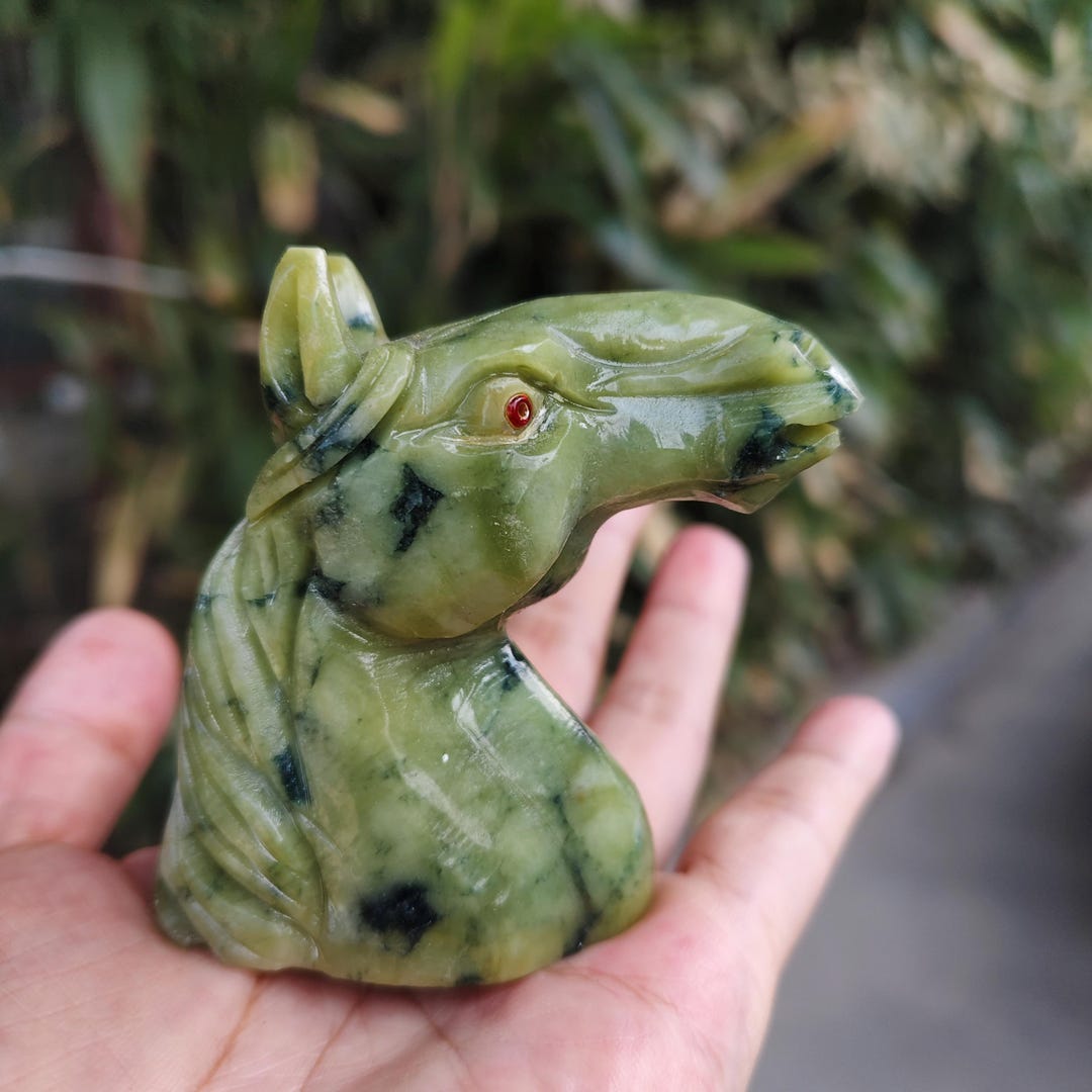 Hand Carved Green Jade Horse Head Statue Crystal Animal Home Feng Shui ...