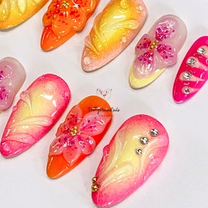 Custom Colorful Flower Nail Set, Sunset Tropical Flower Press on Nails ...