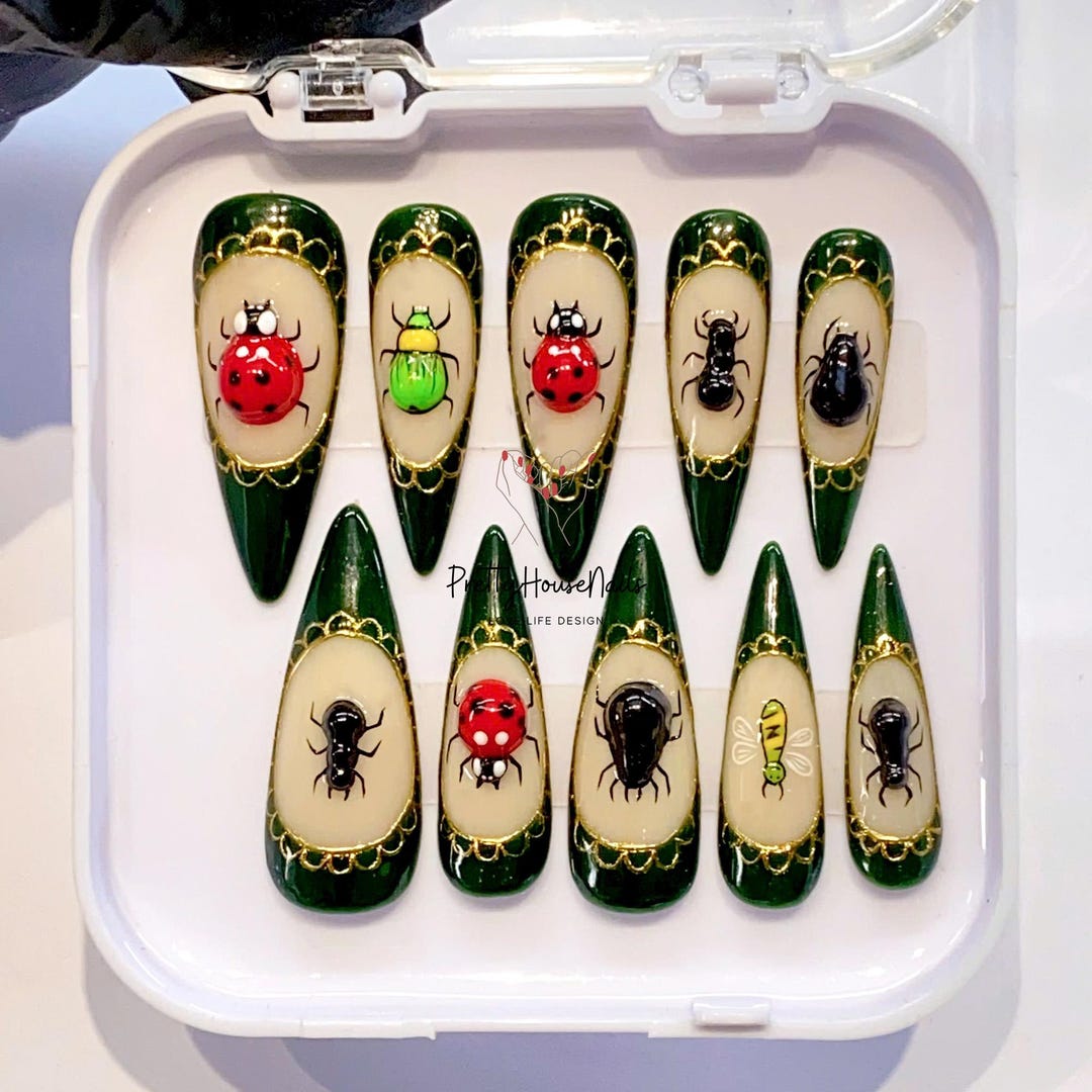 Glitter Insect World Press on Nails, Hand-painted Long Stiletto Nails ...