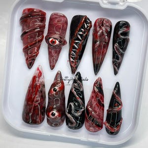 Horror Halloween Nails With Bloody Eyes, Oozing Stitches Press On ...