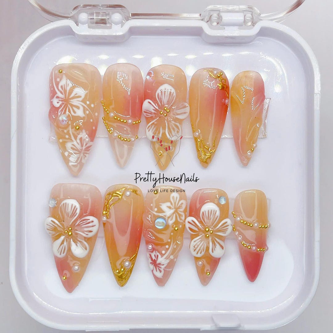 Crystal Flower Press on Nails, Chic White & Gold on Fake Nails, 3D Gel ...