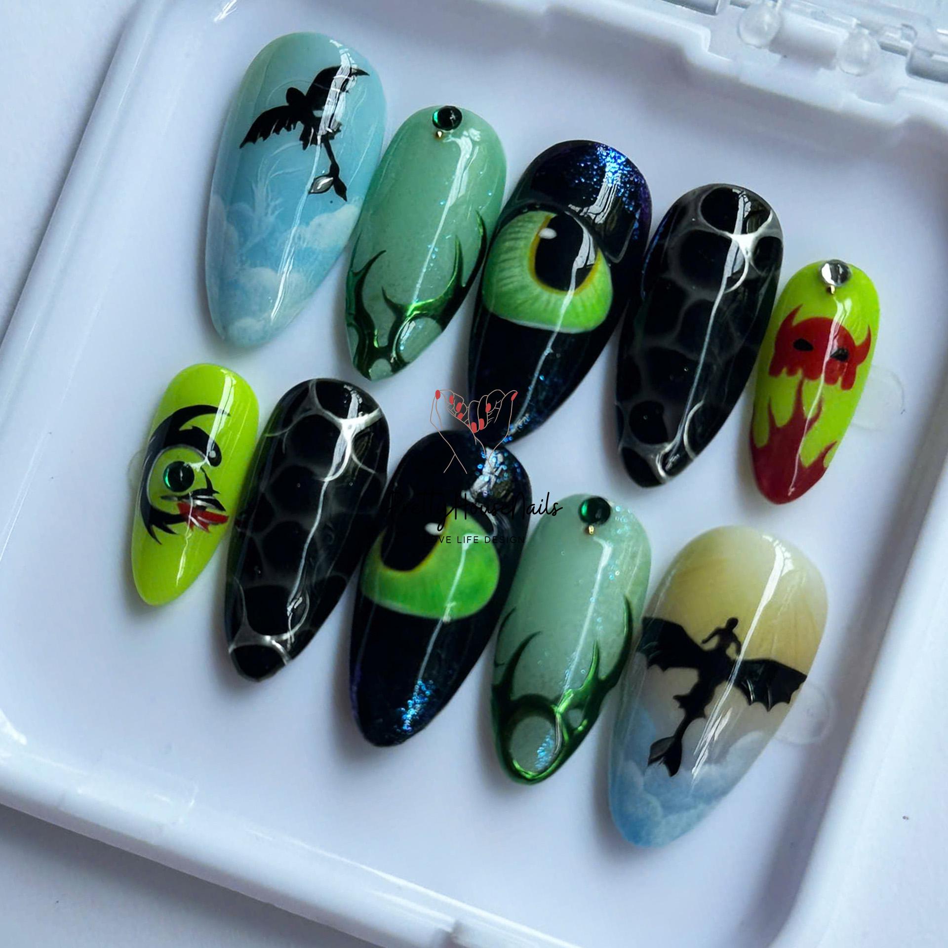 Handmade Dragon Nail Art Press on Nails, Toothless Inspired Fantasy ...