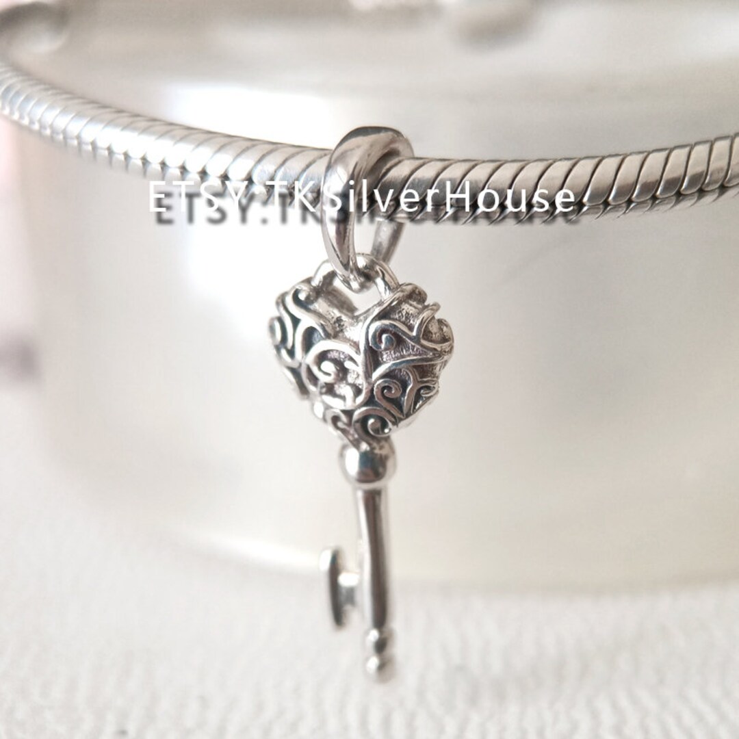 Vintage Carved Key Dangle Charm/women Girls Gift/charms for Bracelet ...